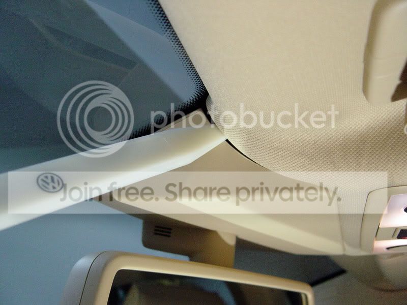 Removing the Front Overhead Control Panel (includes OnStar deletion ...